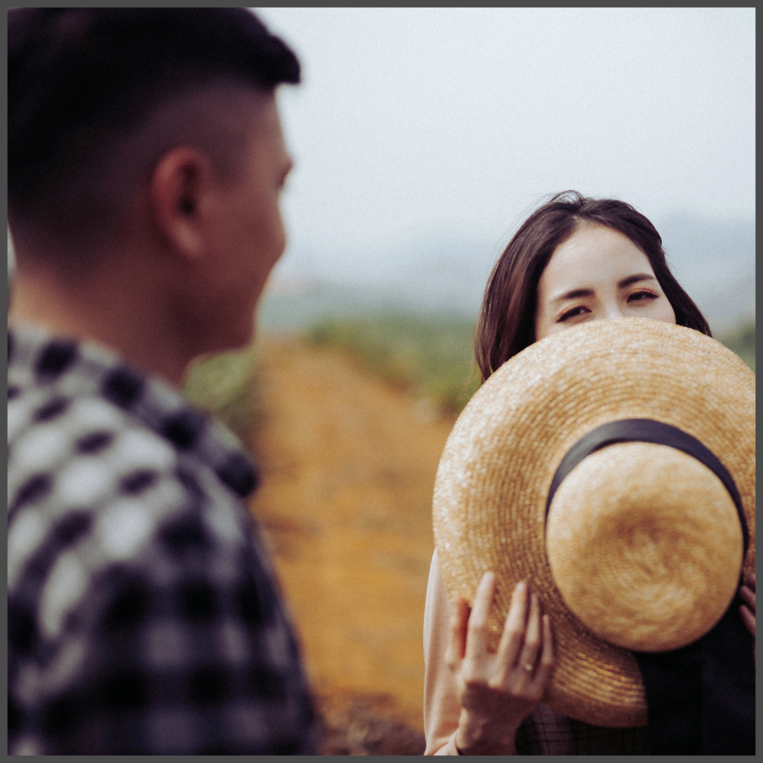 150+ Introvert-Friendly Conversation Starters to Make Socialising Easier